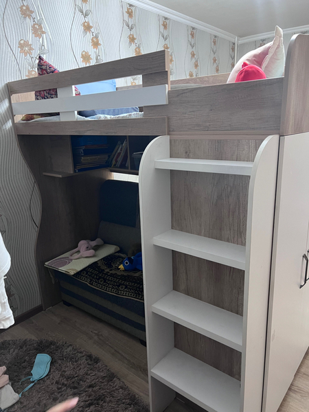 Продается детская кровать.В хорошем состоянии.