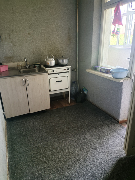 Cilonzor parus yonida qizla va ayolla ucun 650 ming kv bor BEZMAKLER