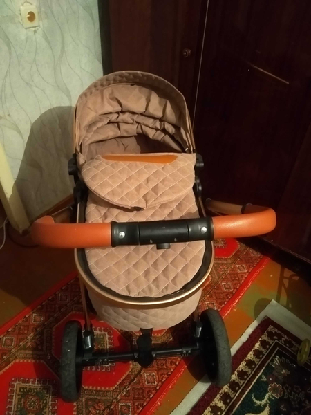 Продаю детскую коляску дёшево!!!