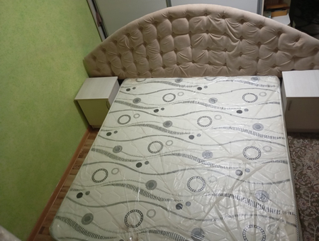 Кровать двуспальная