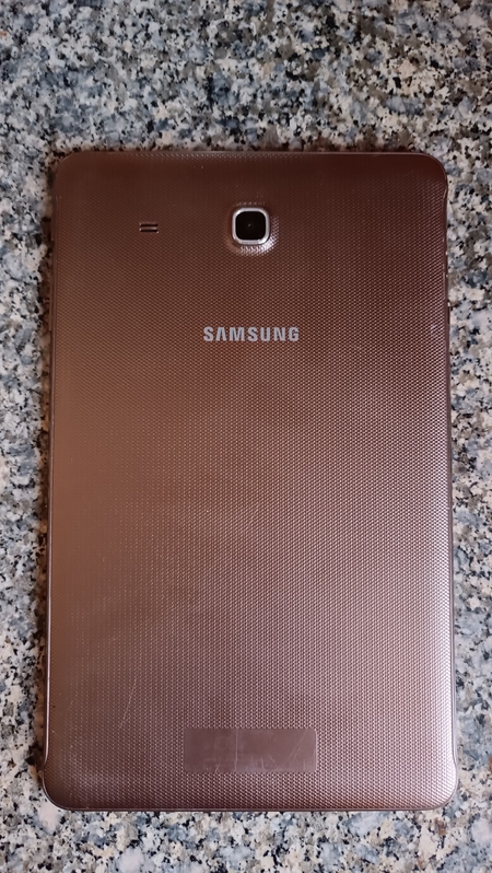 Планшет Samsung tab E 9.6!