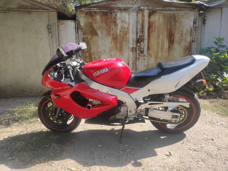 Продам мотоцикл Ямаха YZF1000R