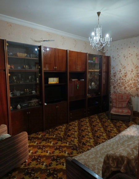 Буюк Ипак Йюли метро , 3/3/5 , мебель техника , балкон 1.5*3 , 82 500