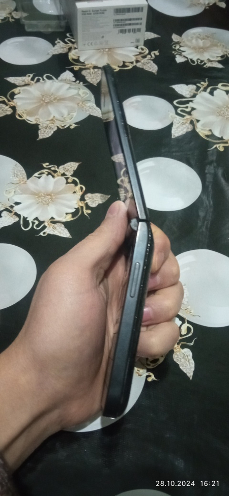 Нокиа 2720Flip-Redmi 9