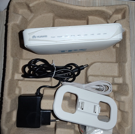 Router sotiladi yangi