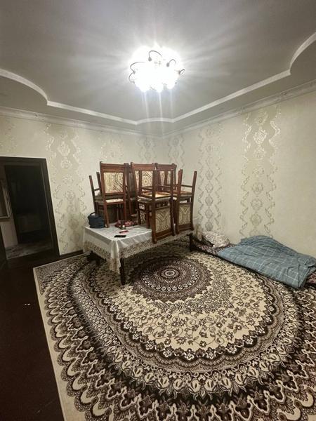СРОЧНО Продаю 3 ком квартиру на земле маленький домик