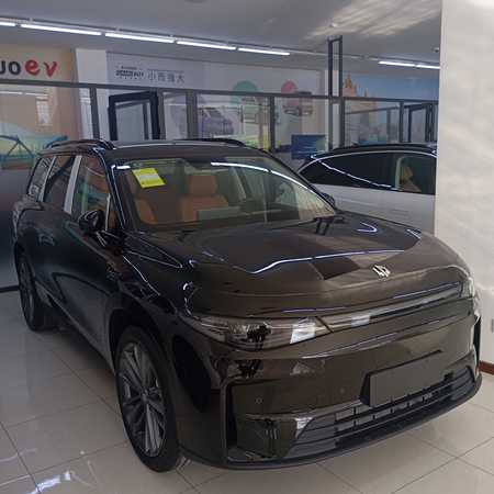 Leapmotor C16 210km gibrid