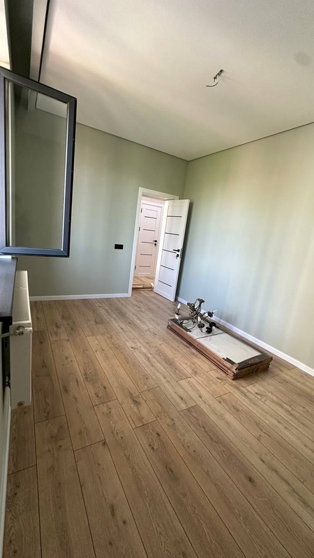 Продается своя квартира 60кв м, с ремонтом мебелью