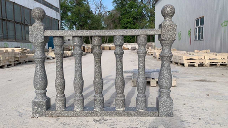 Балясины из Гранита Куксарой серый