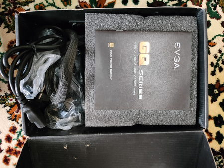EVGA 1000 GQ holda power supply