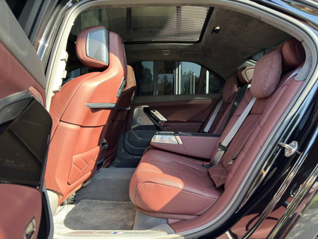 BMW 740Li G70 наличи