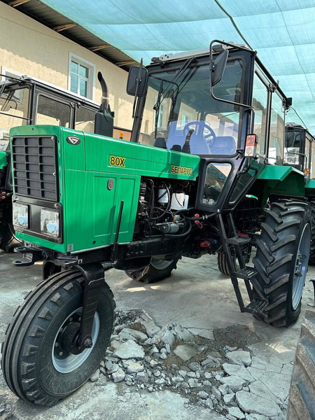 Traktor MTZ Belorus 80Х