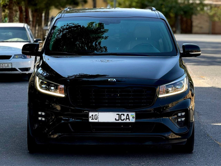 Kia Carnival 2020 год