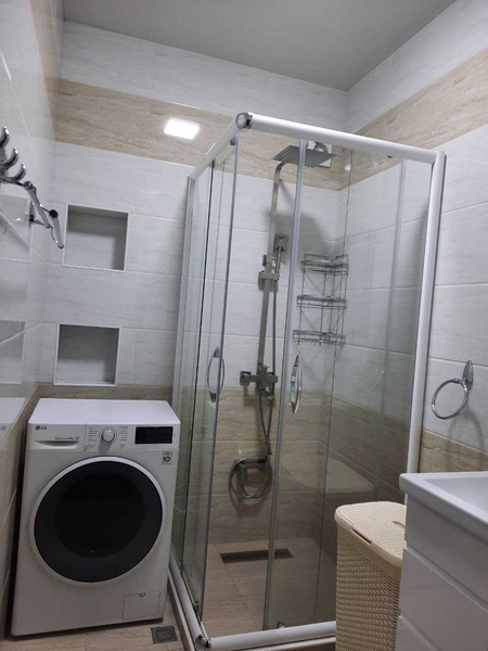 Shayhontohur Ц-15 3-этаж 3ком  72кв 120000 Новый ремонт