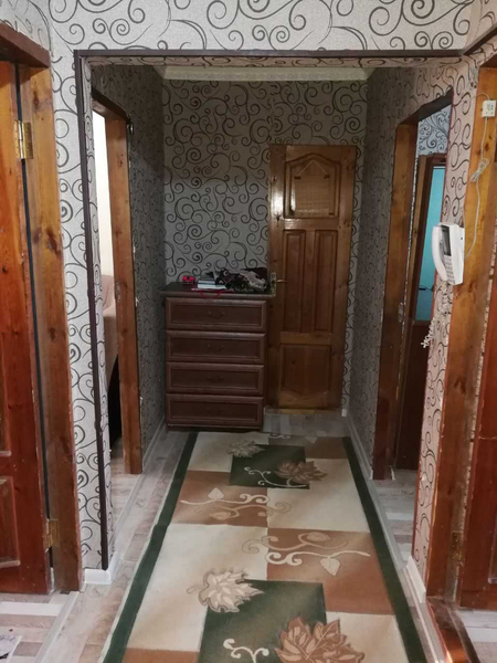 Продается 4х комнатная квартира.Ориентир, Шарк 2, на 4 ом этаже.