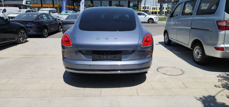 Китайский (Porshe 911) ORA Электромобиль