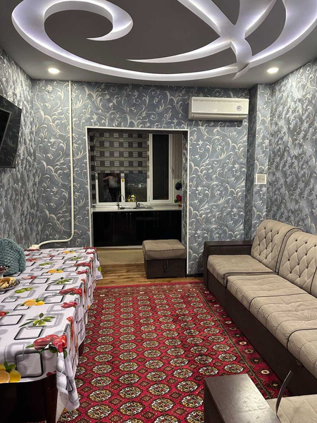 Сергели-7 3/5/9 Балкон 2*6 Площадь 78-кв.м Вдоль дороги