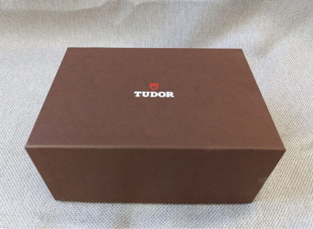 Оригинальные часы Tudor Heritage Black Bay