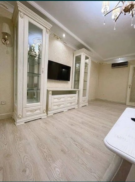 Ц-1 Продаётся 3/2/4 Долчи италия срочна