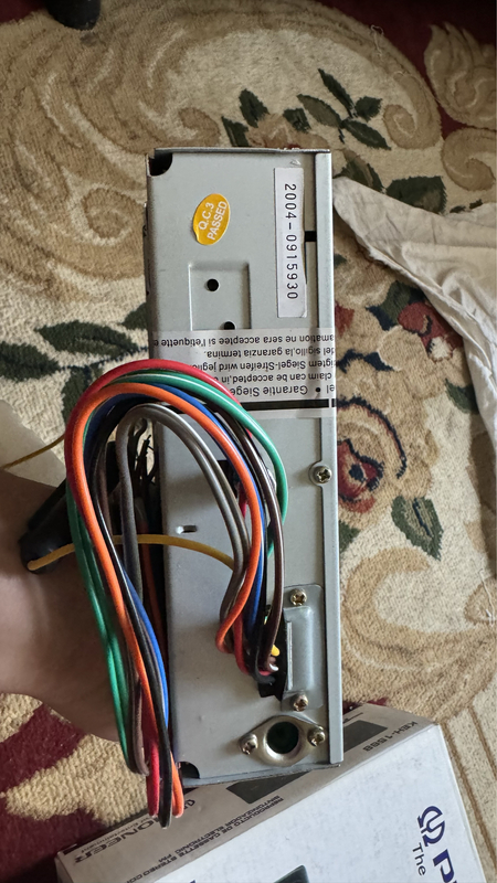 Mafon pianer retro kaseyali yangi