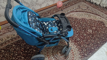 Yosh bolalar kalyaskasi temir mustahkam va juda qulay