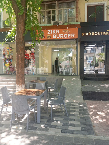 Tayyor biznes Fast food sotiladi