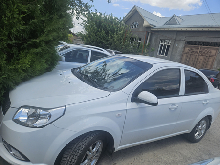 Nexia 3 avtomat toza
2019 yil 
156000 probeg 
4 pokoleniya gaz. 
906 p
