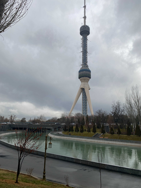 Дом 3.25 соток. Хотира майдони, Телебашня