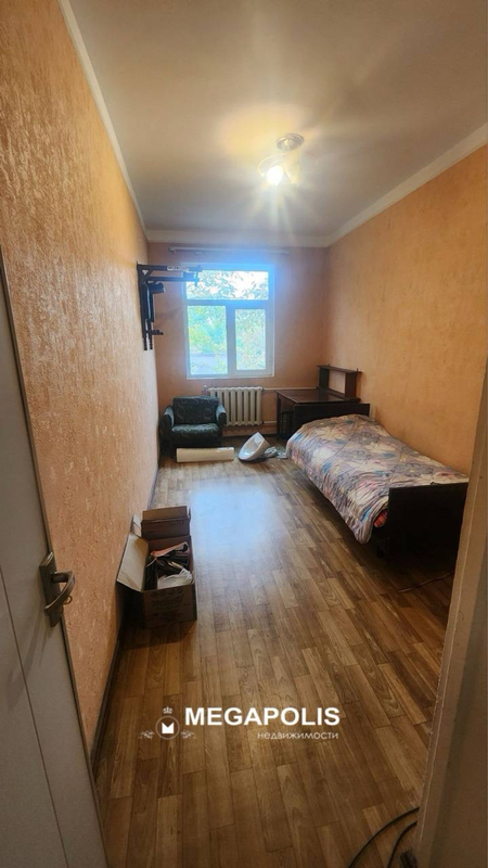 : Продается 1 комнатная квартира, Чиланзар 3 квартал, 1/2/4!