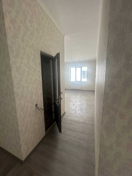 Срочно 1ком квартира Уйсозлар 40кв