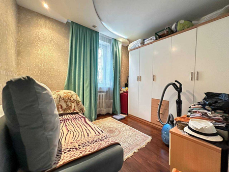 Нукусская 3/2/4 кирпич 70м2, балкон 2х6+сушилка, ор-р Глинка, Макро
