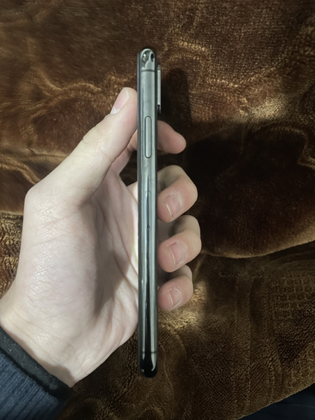 iPhone XS эмкость 90