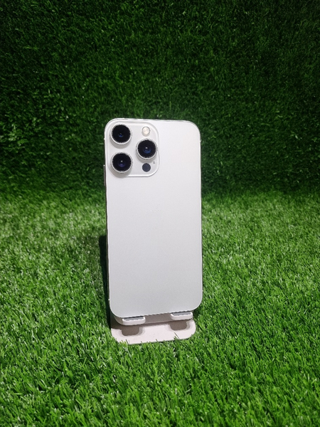 Iphone Xs sotilad