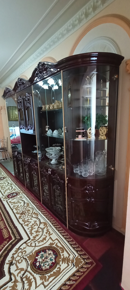 Мебельное стенка для гостиной