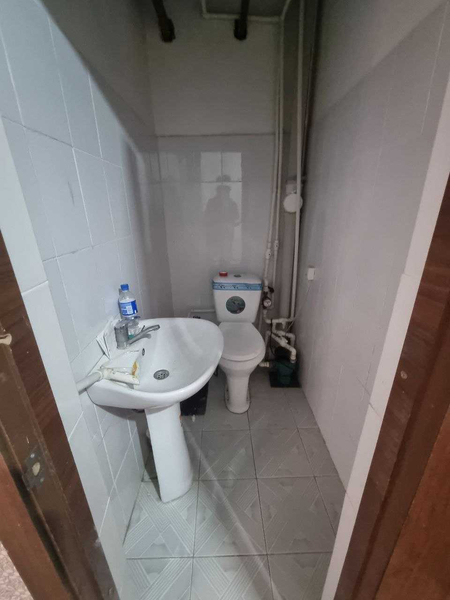 Uy sotiladi Holati yaxshi