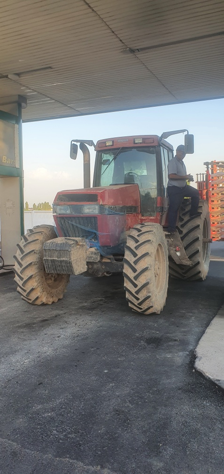 Case magnum 8940