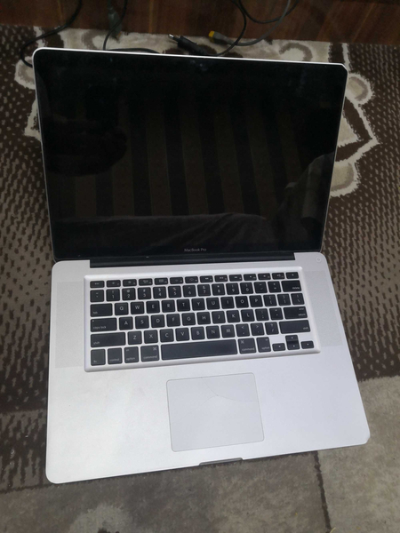 Продается MacBook Pro core i7