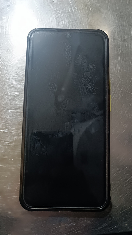 Realme C11 srochna sotiladi