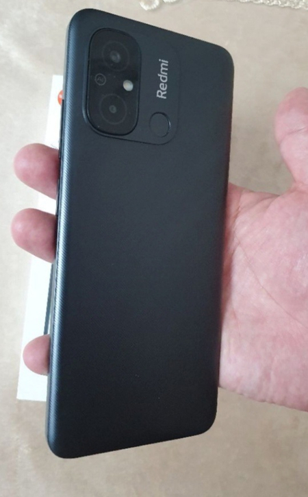 Srochno redmi 12c 128g