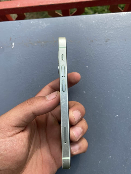 Iphone 12 mini 200$
