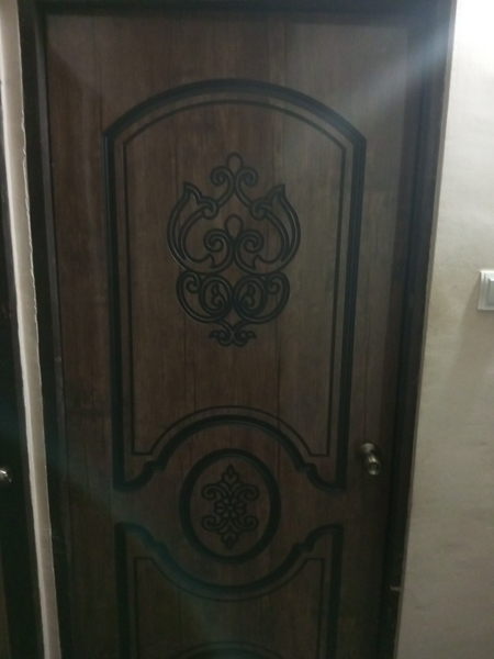 3ta eshik bor sotiladi