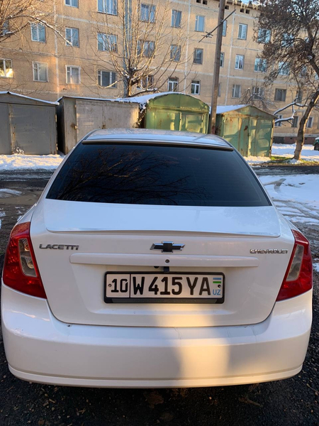 Продаётся Машина Lacetti 3P Автомат