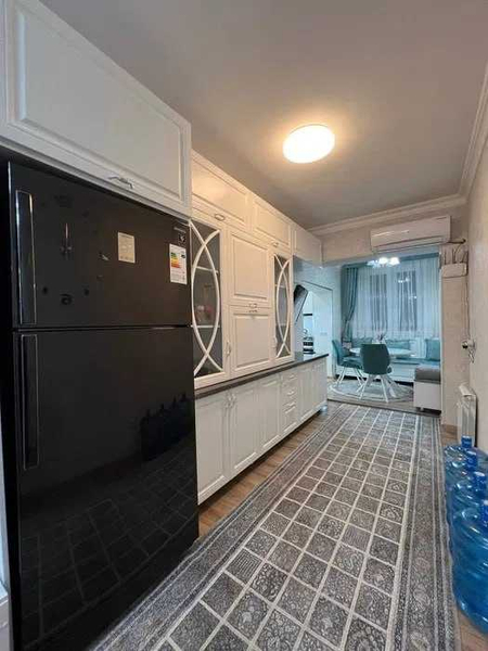 Садыка Азимова  .4/5/5.  кирпич  77-серия  (мебель + техника + 100 м²)