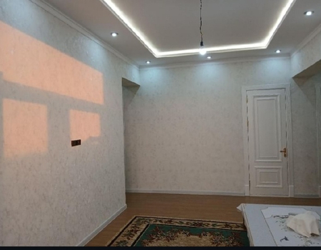 Yangi qurilgan uy sotiladi