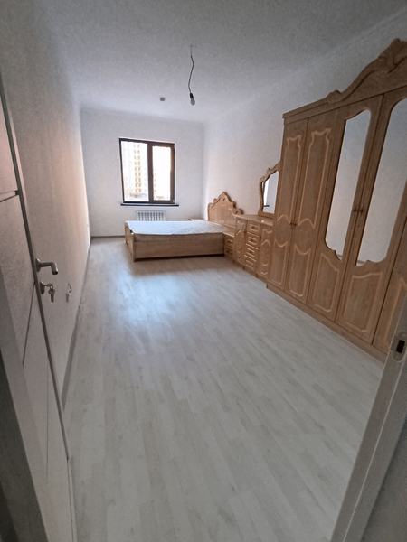 Yangi Darxonda arenda 3 xona 350$