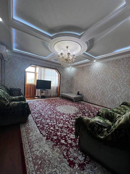 Продам квартиру Французская планировка Ташсельмаш 3/3/9 70м2