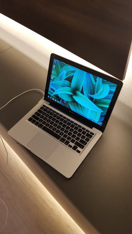Macbook pro 13 core i7