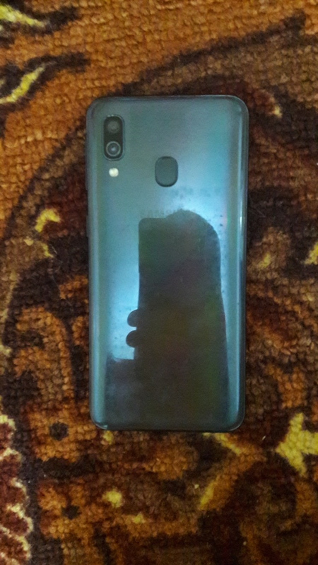 Samsung galaxy a40 обмен