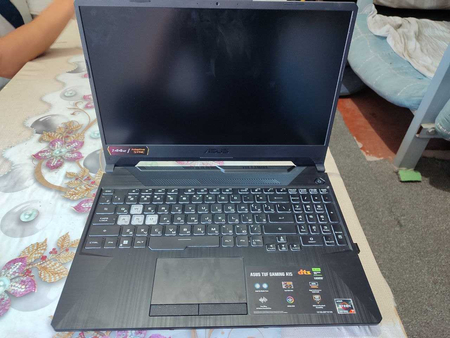 Asus noutbook sotiladi srochniy