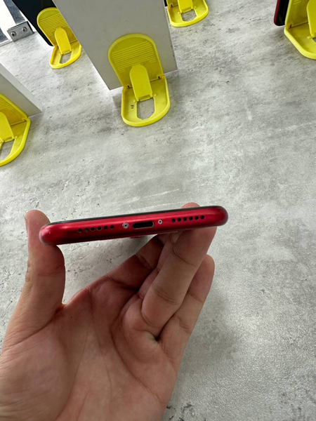 Iphone XR sotiladi